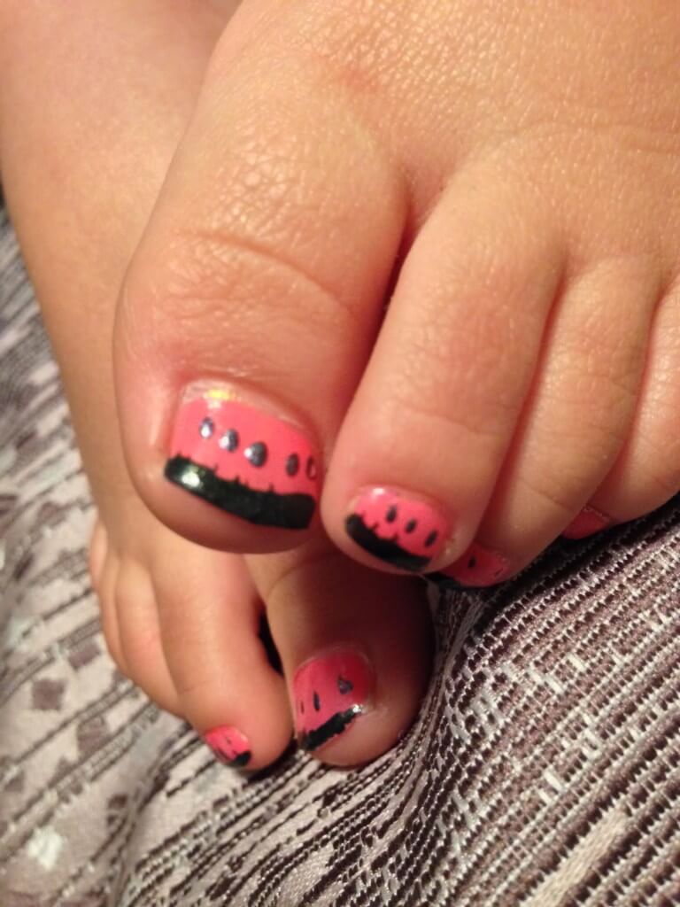 Why You Should Spring for a Pedicure in the Holiday Season - Salon Nouveau